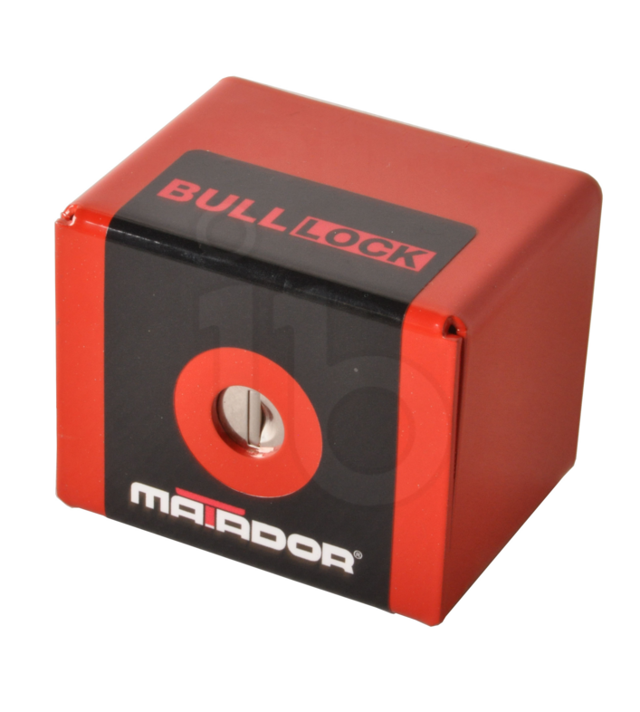 Matador Bull Lock Back Door | IB.NL
